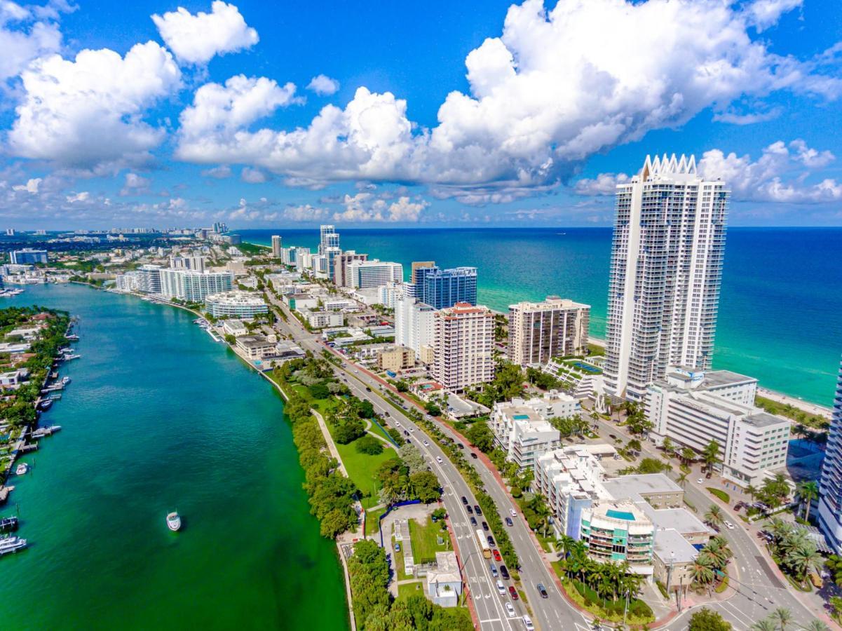 BEACH FRONT STUDIO MIAMI BEACH APARTMENT